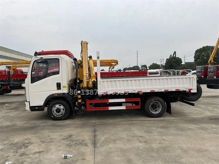 HOWO 3 Ton Truck Mounted Cranes - Efficient Lifting Solutions
