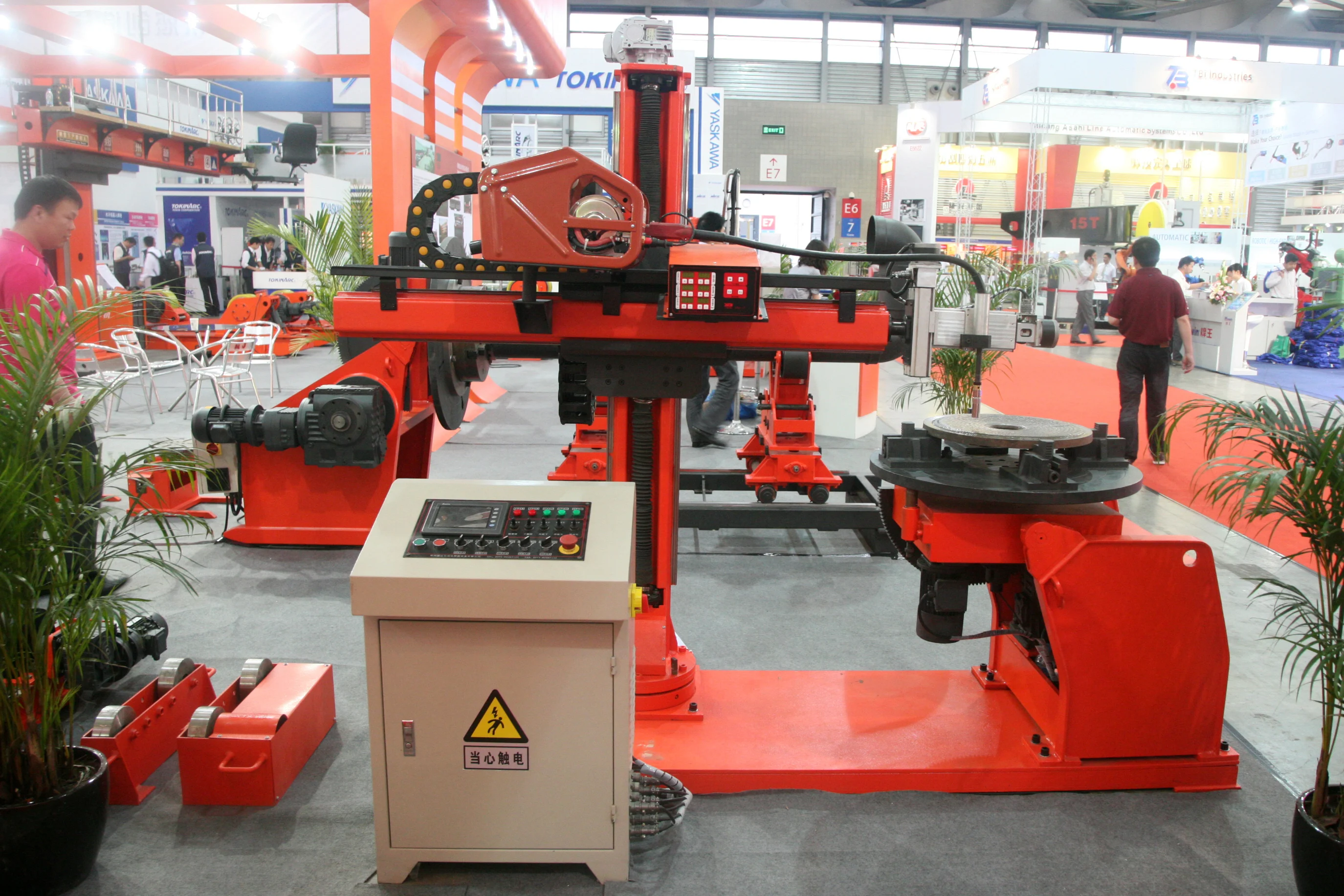 Welding Positioner with Rotary Table - Easy to Operate