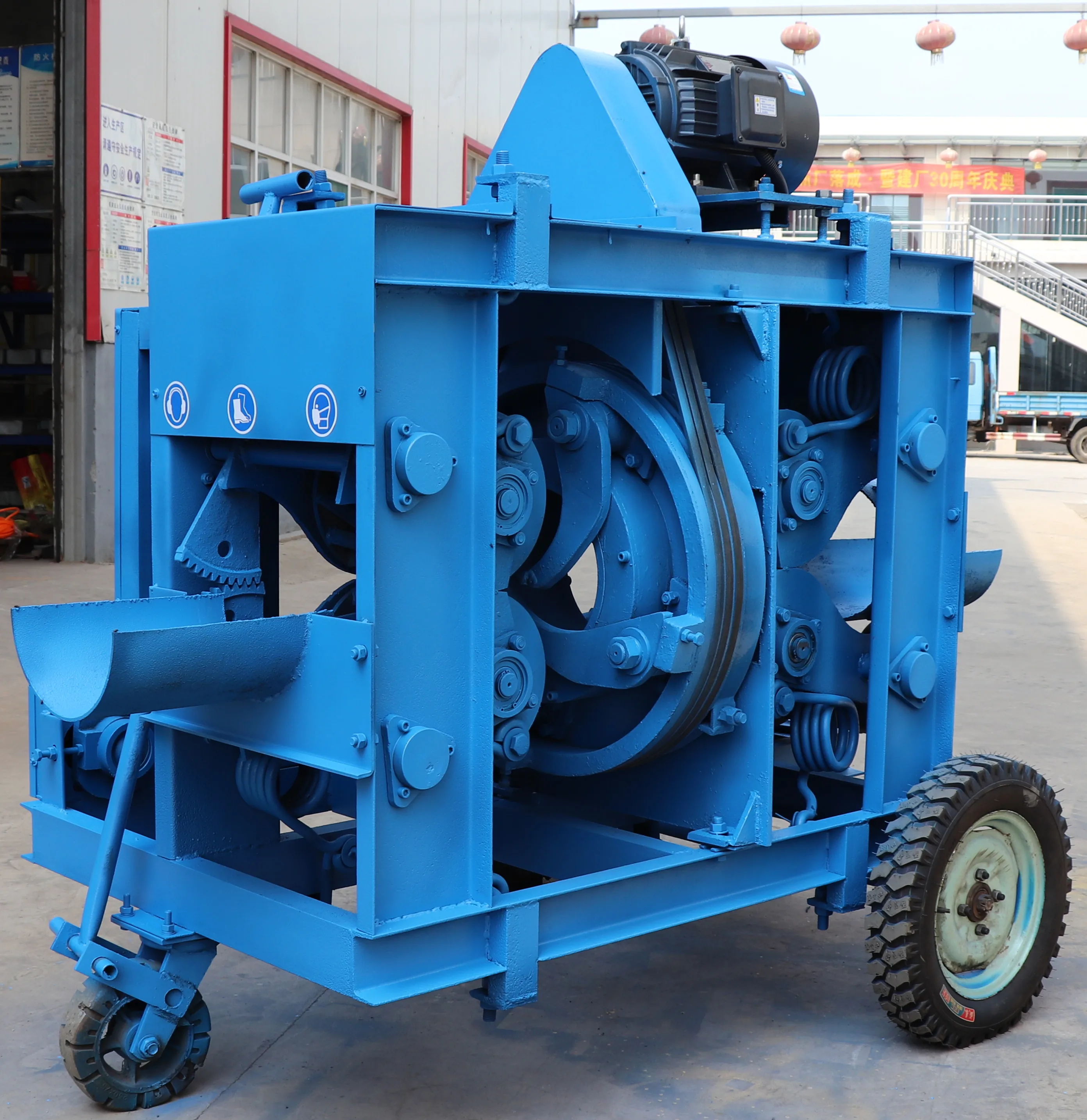 Mobile Log Debarking Machine - Efficient Wood Peeling