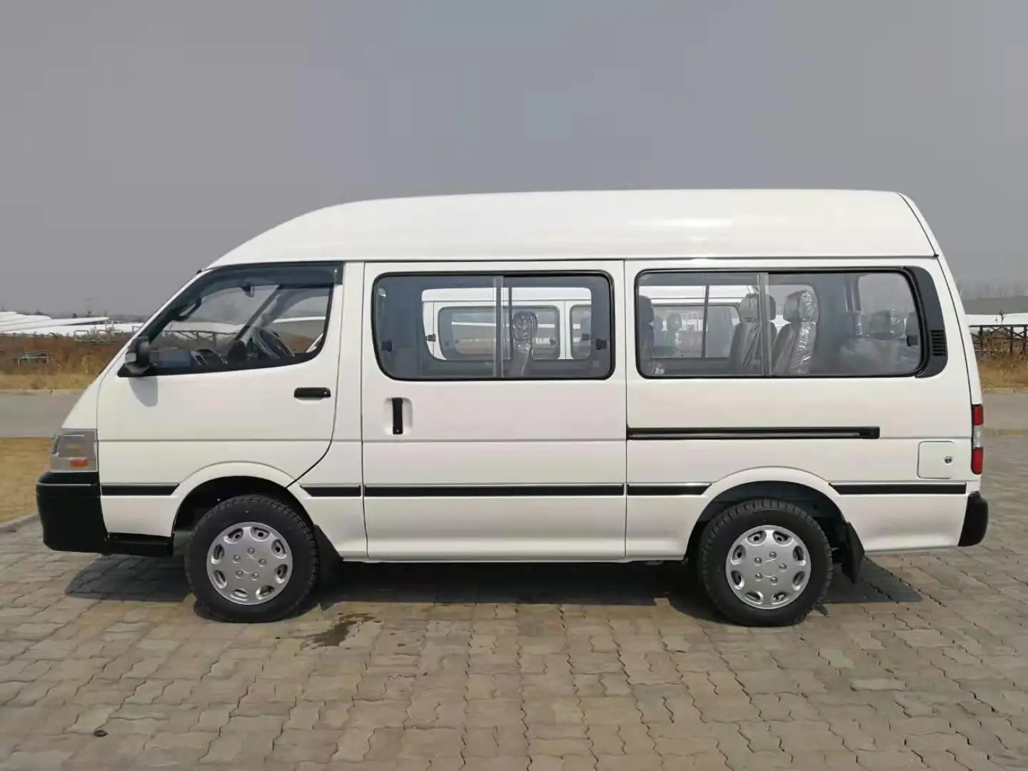 Mini Autobús Diésel,15 Asientos,Nuevo - Buy Mini Autobús,Pasajeros Mini ...