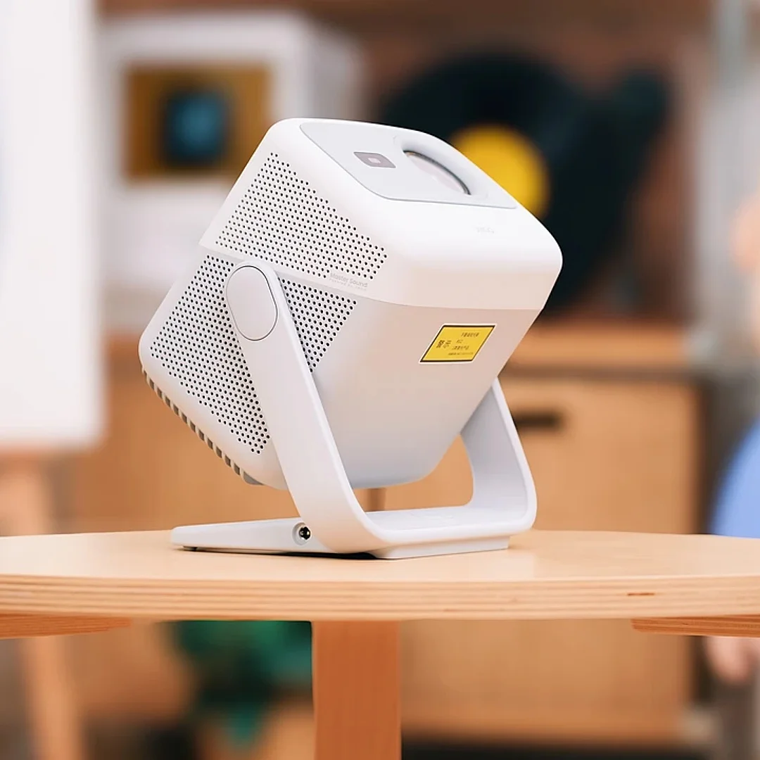 JMGO N1S 4K DLP Laser Projector - Portable & Intelligent