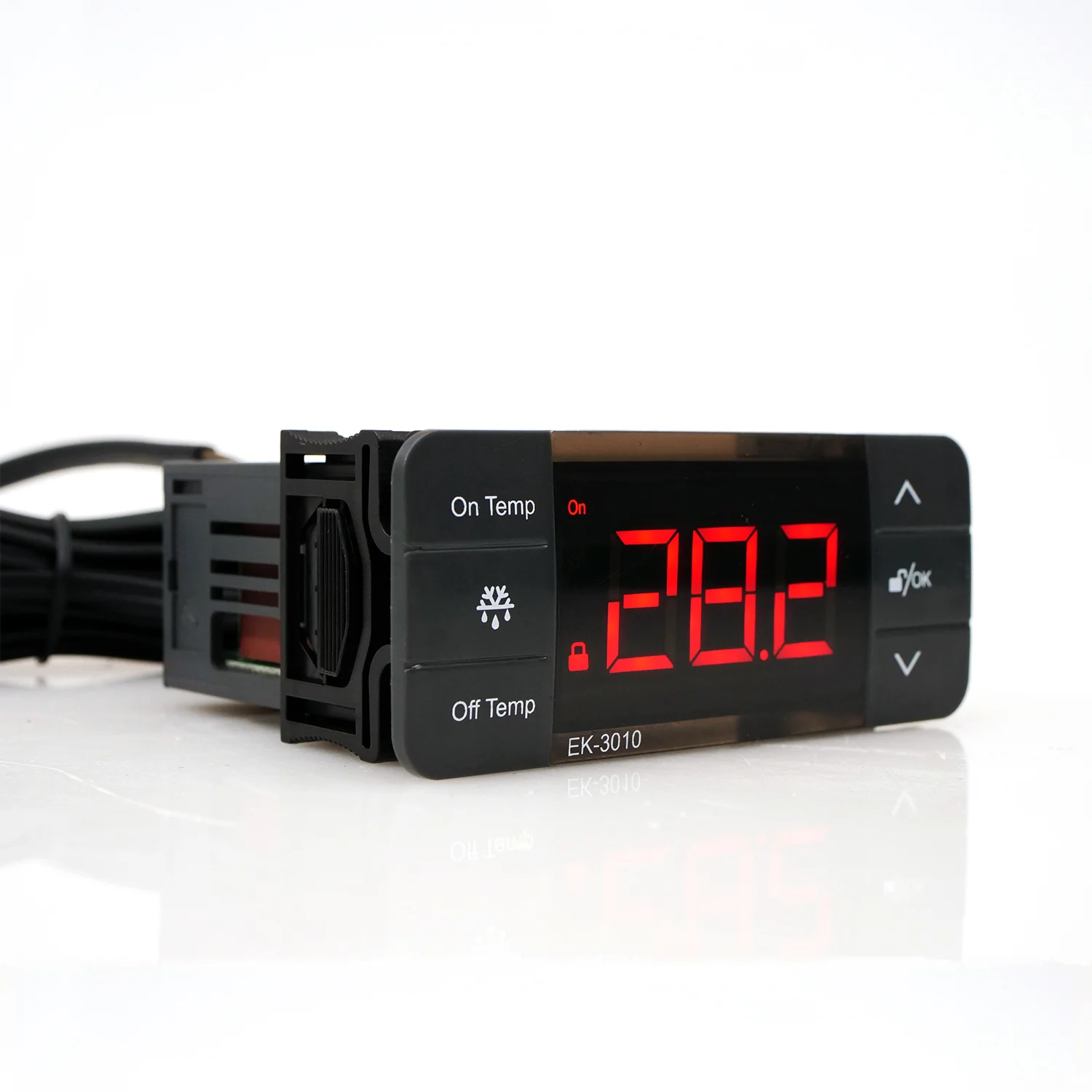 Eli-tech EK-3010 Digital Thermostat - Precise Temperature Control