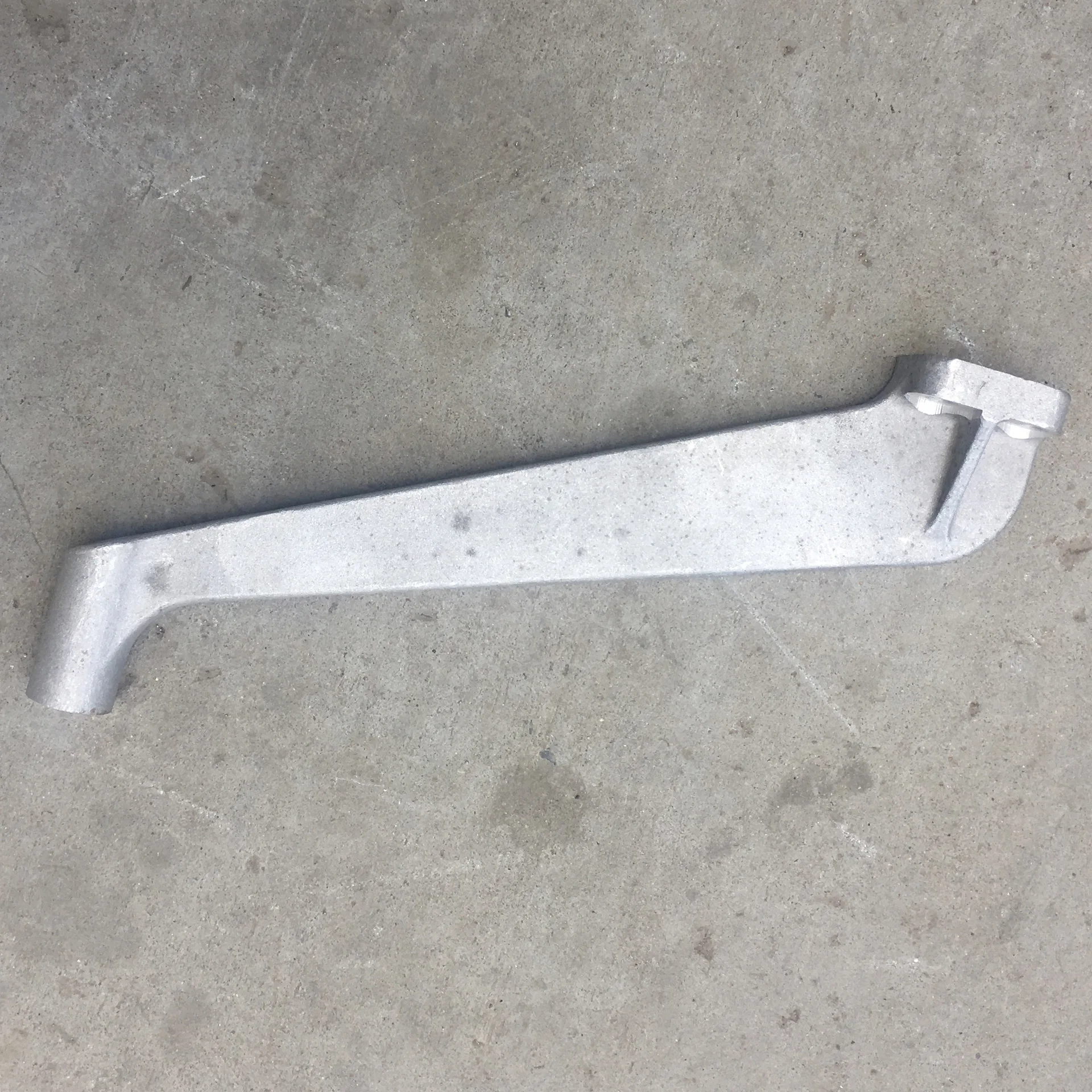 Shaanxi Automobile Heavy Truck Weichai Power Wind Guard Bracket ...