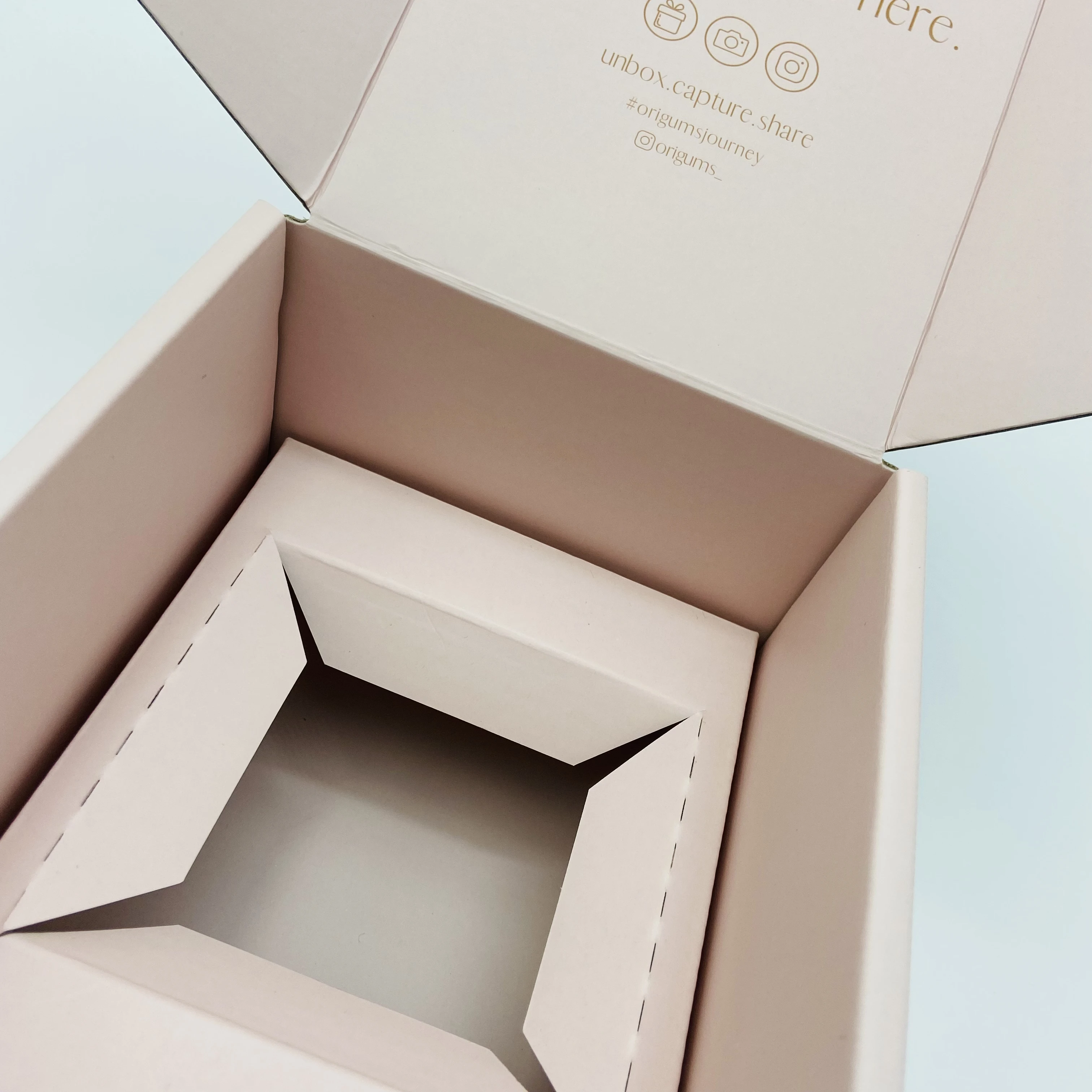 Modern Luxury Customized Corrugated Paper Boxes With Insert For ...