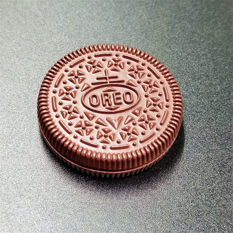 Oreo Magnetic Ring Coin - Stress Relief Toy for All Ages