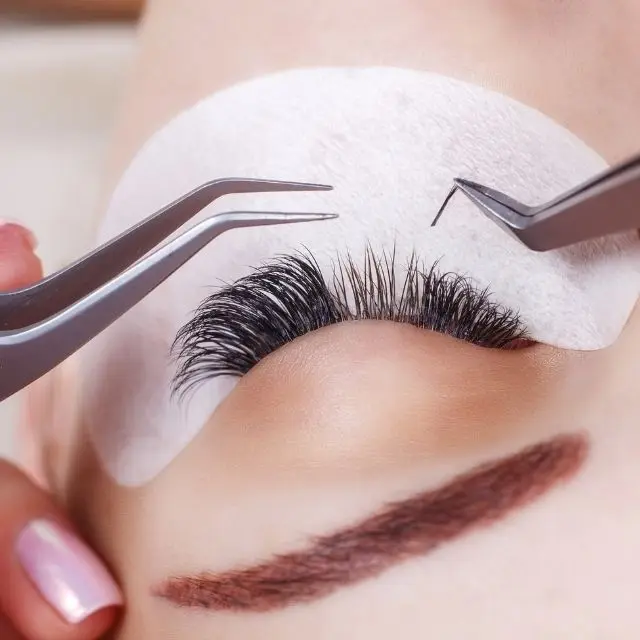 Ex-10 Eyelash Extension Glue From A Private Label Adhesive Manufacturer ...