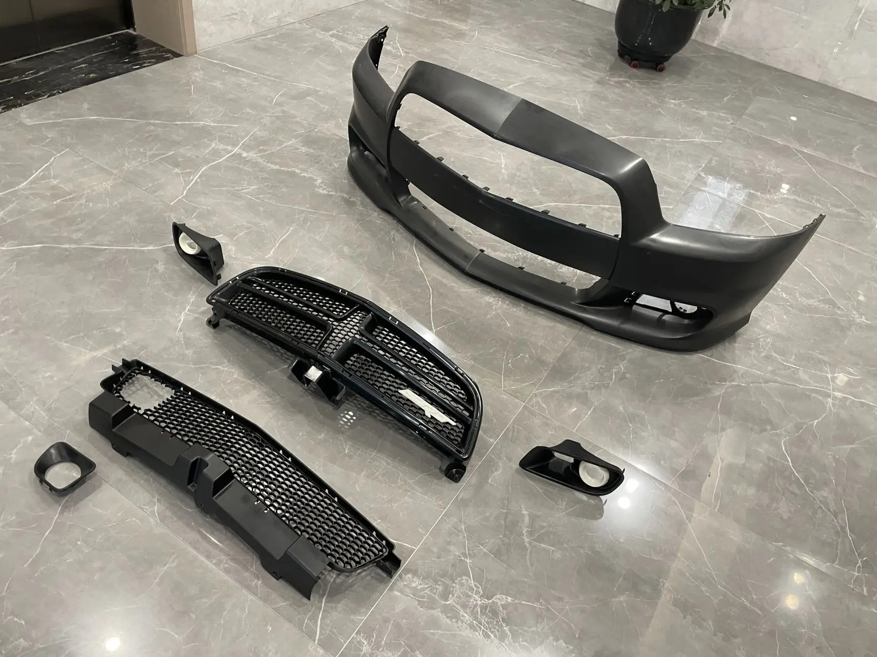 New Design Hot Selling Front and Rear Bumpers Body Kits for Dodge ...