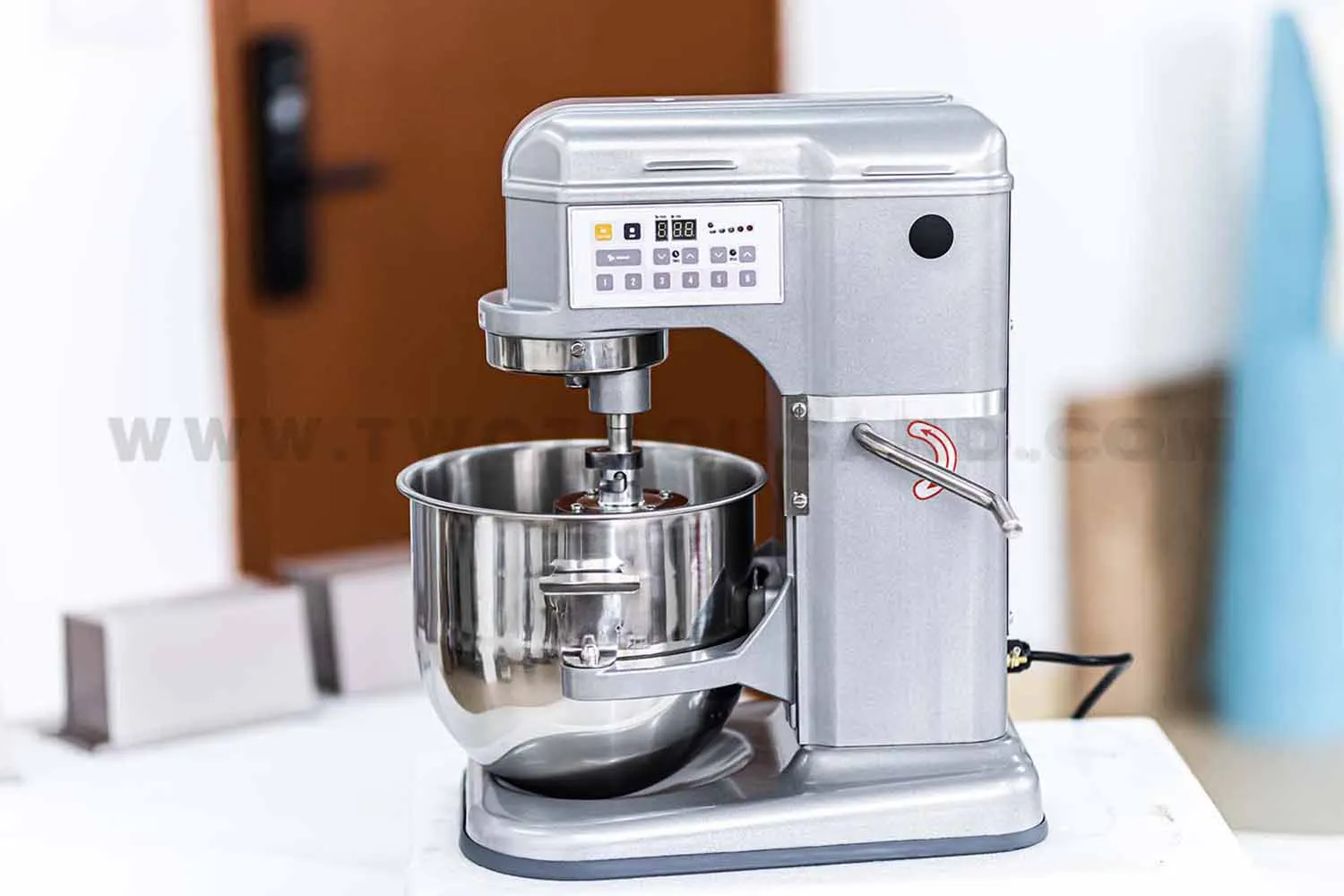 8 Qt ETL Programmable Stand Mixer with Digital Control and Variable ...