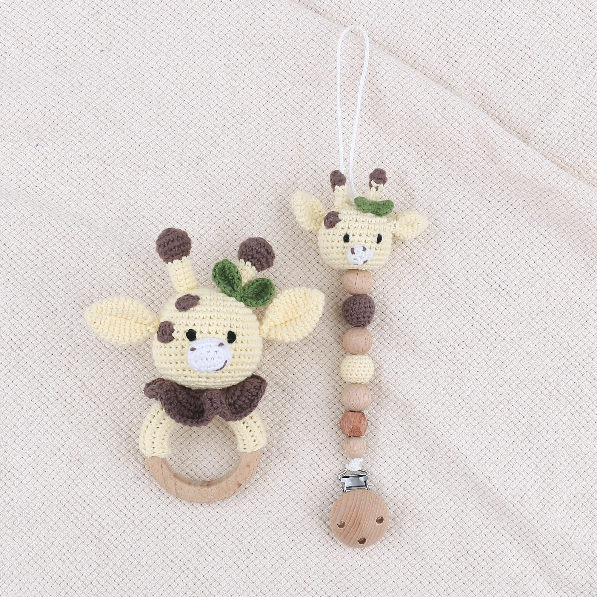 Custom Handmade Cute Woolen Bunny Pacifier Clips Wooden Pacifier Chain ...