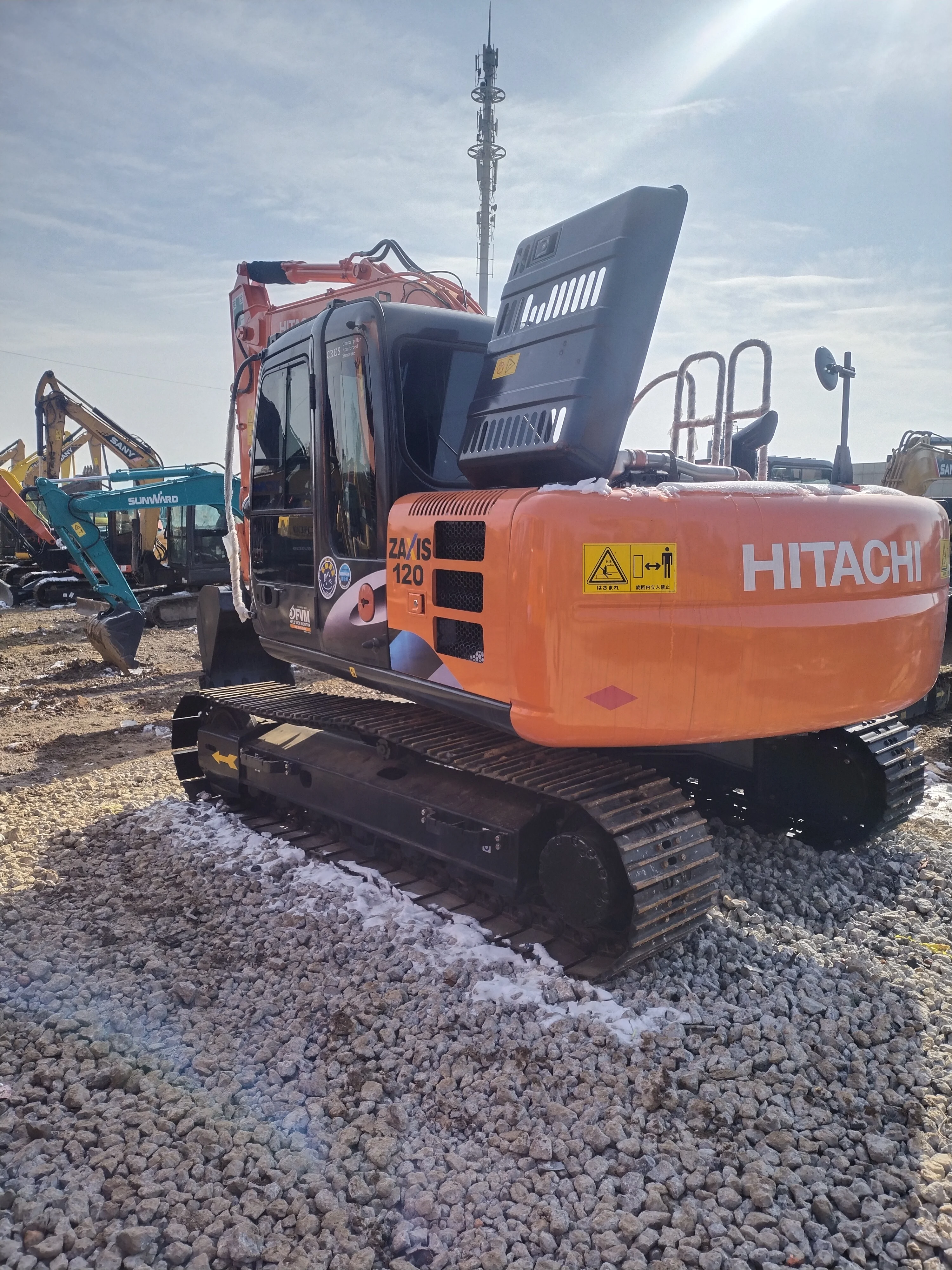 Hitachi Zx120 Used Excavator Used Hitachi Ex200-5 Excavator Hitachi ...