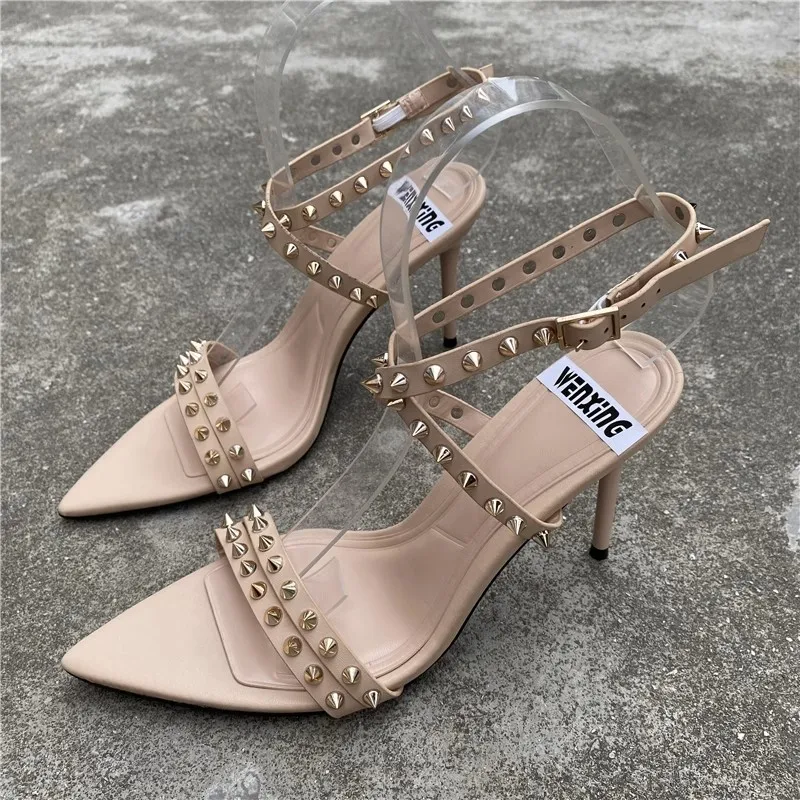 Female Rivet Heel Toe Rivet Heels 4 Inches (about 10.5 Cm) High Heel ...