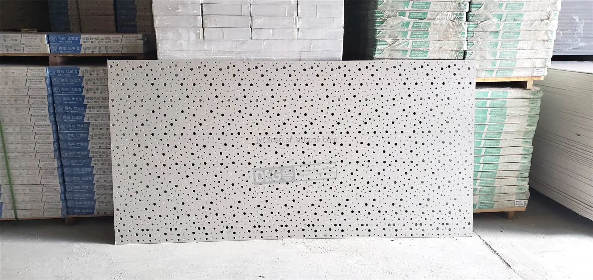 8/12 / 25r Irregular Circle Hole Perforated Gypsum Board Sound ...