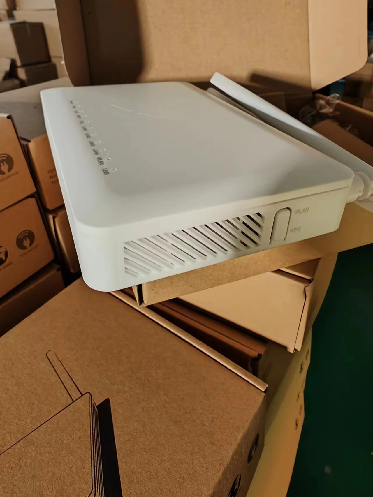 ZTE GPON ONU F688V - Reliable FTTH Networking Solutions