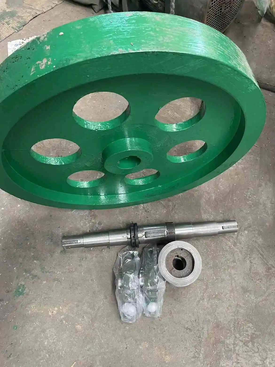 Free Energy Cast Iron Flywheel Generator - 60kg Perpetual Motion ...