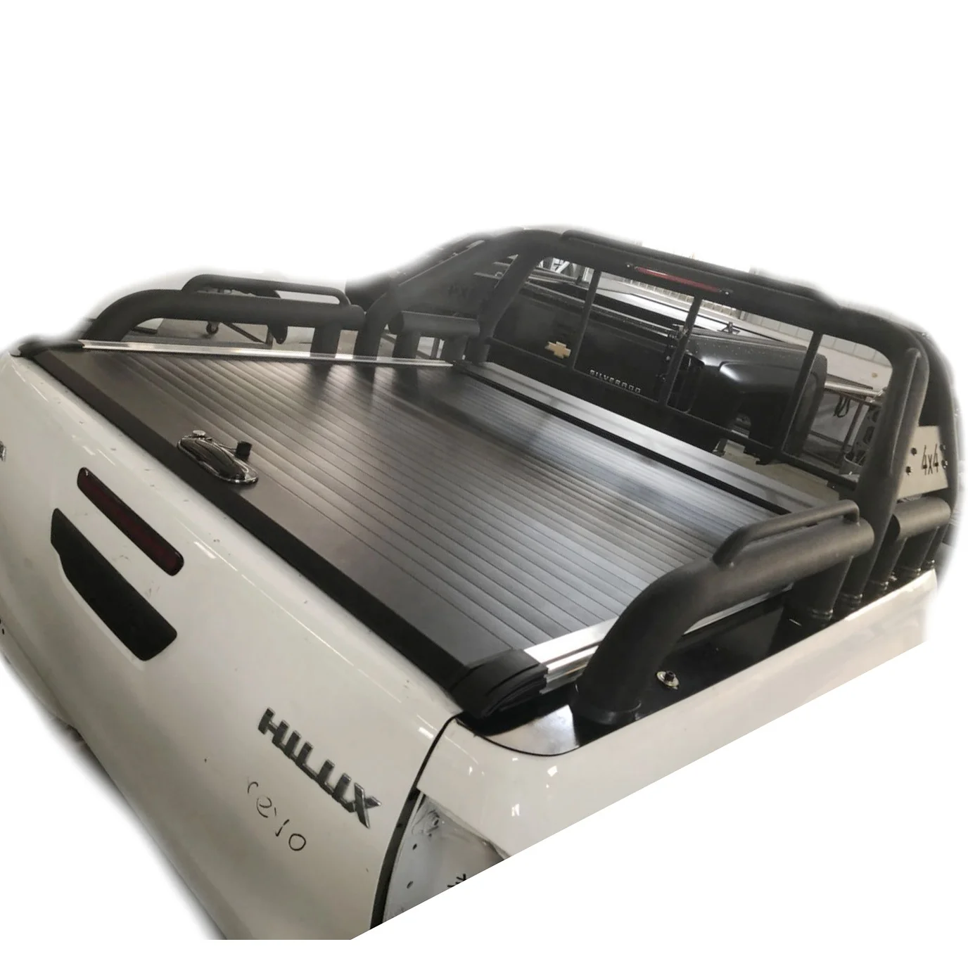 Universal 4x4 Roll Bar for VIGO ROCCO REVO - Durable & Stylish