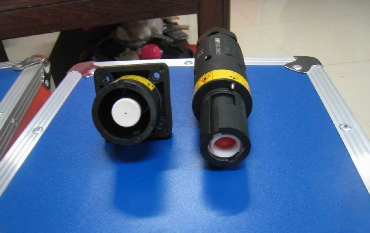 400A Powerlock 3phase Connectors - Safe and Reliable Power
