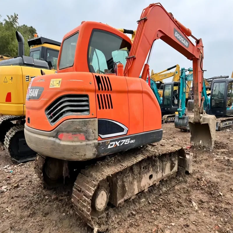 Used Doosan 75 Crawler Excavator Dx 75 Digger Secondhand High Quality ...