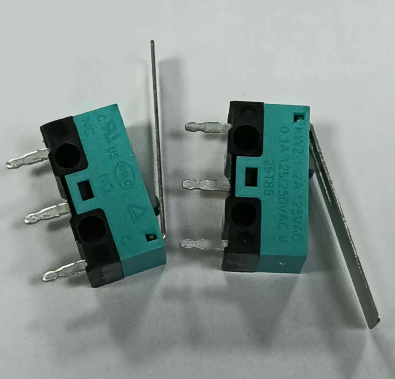 0.1A 250v Mini Micro Switch 3pins DPDT with Straight Stainless Lever ...