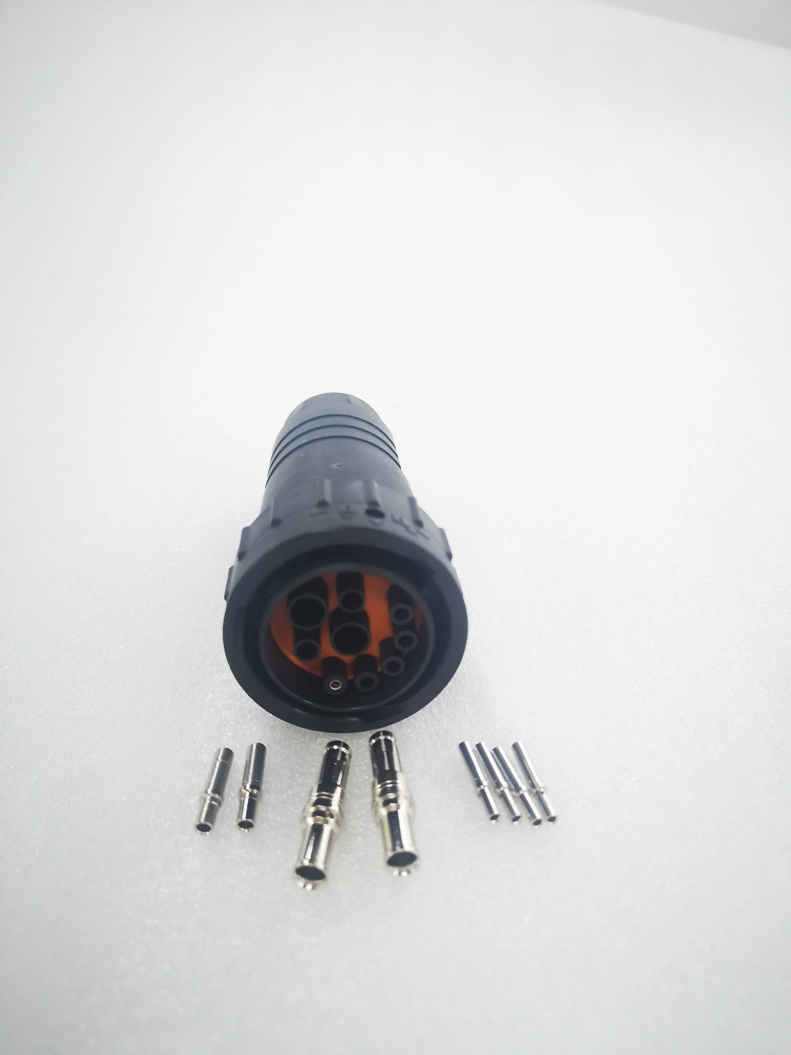 9 Pin ISO Connectors for Agricultural Machinery & Control Systems