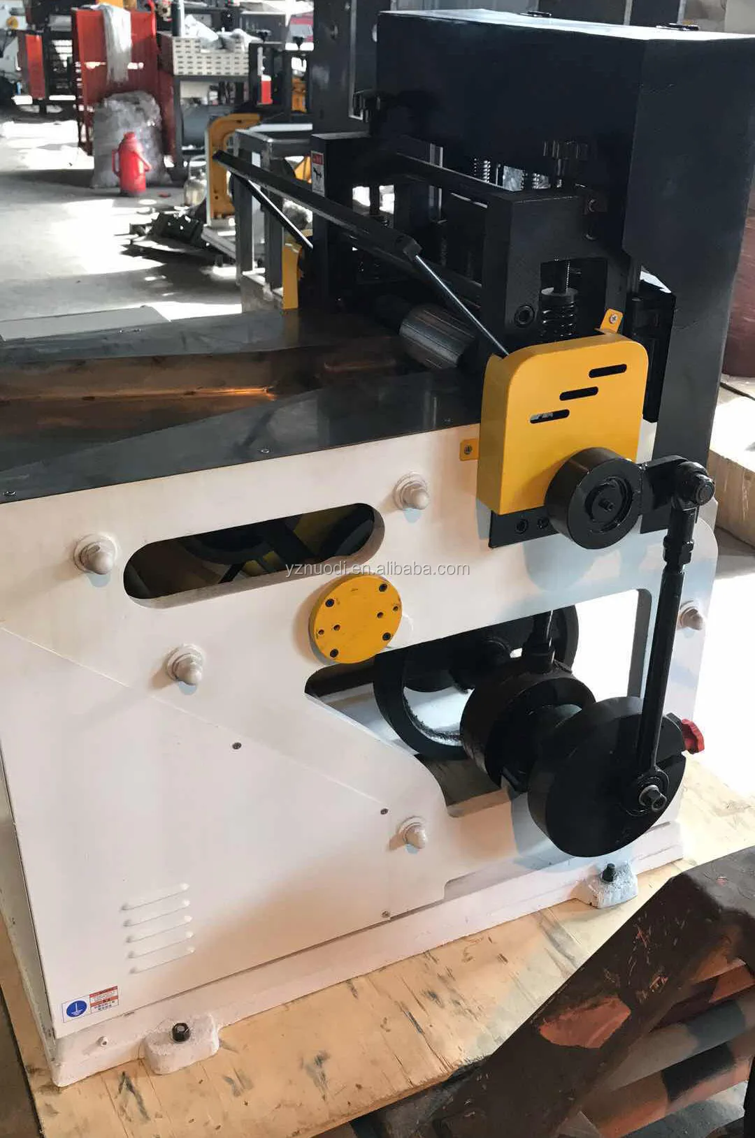 Basalt Fiber Carbon Fiber Cutting Machine - Precision Shredder