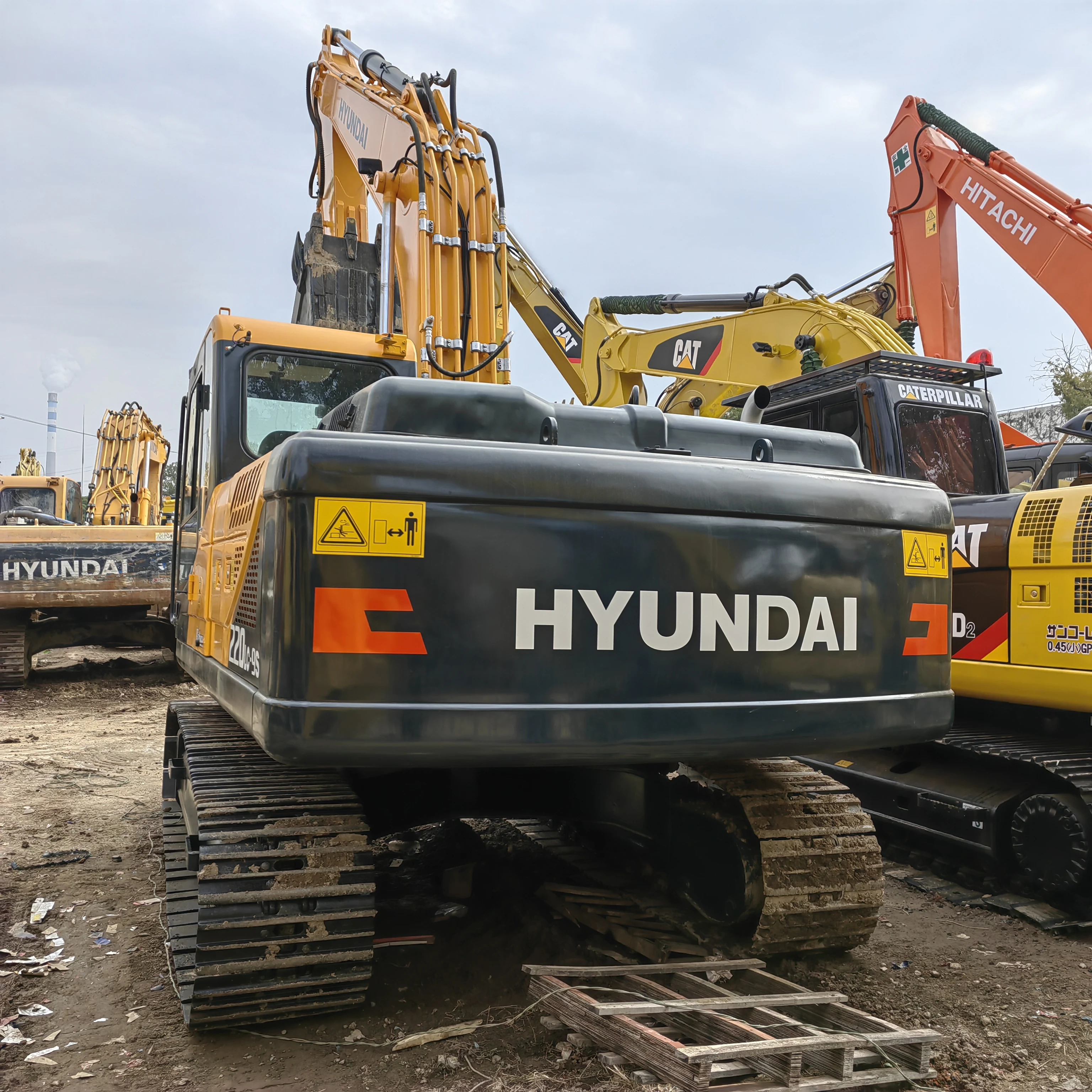 Korean Made 22 Ton Hyundai Digger Used Hyundai Excavator 220lc-9s S ...