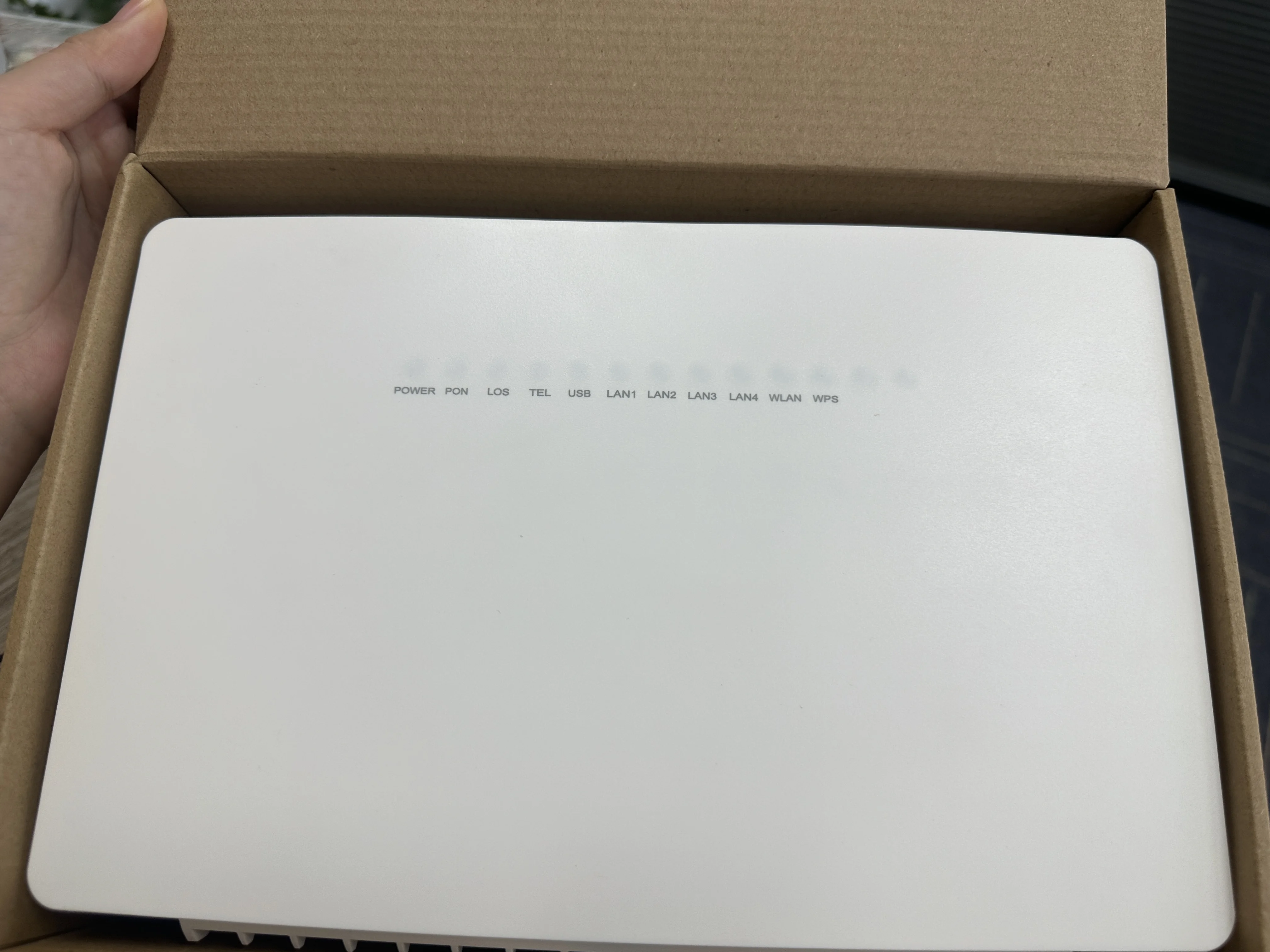 Hg8245q2 Hs8546v Echolife Hg8245q2 Fiber Optic Equipment 4ge 1tel 2usb Dual Band Wifi Gpon Ont ...