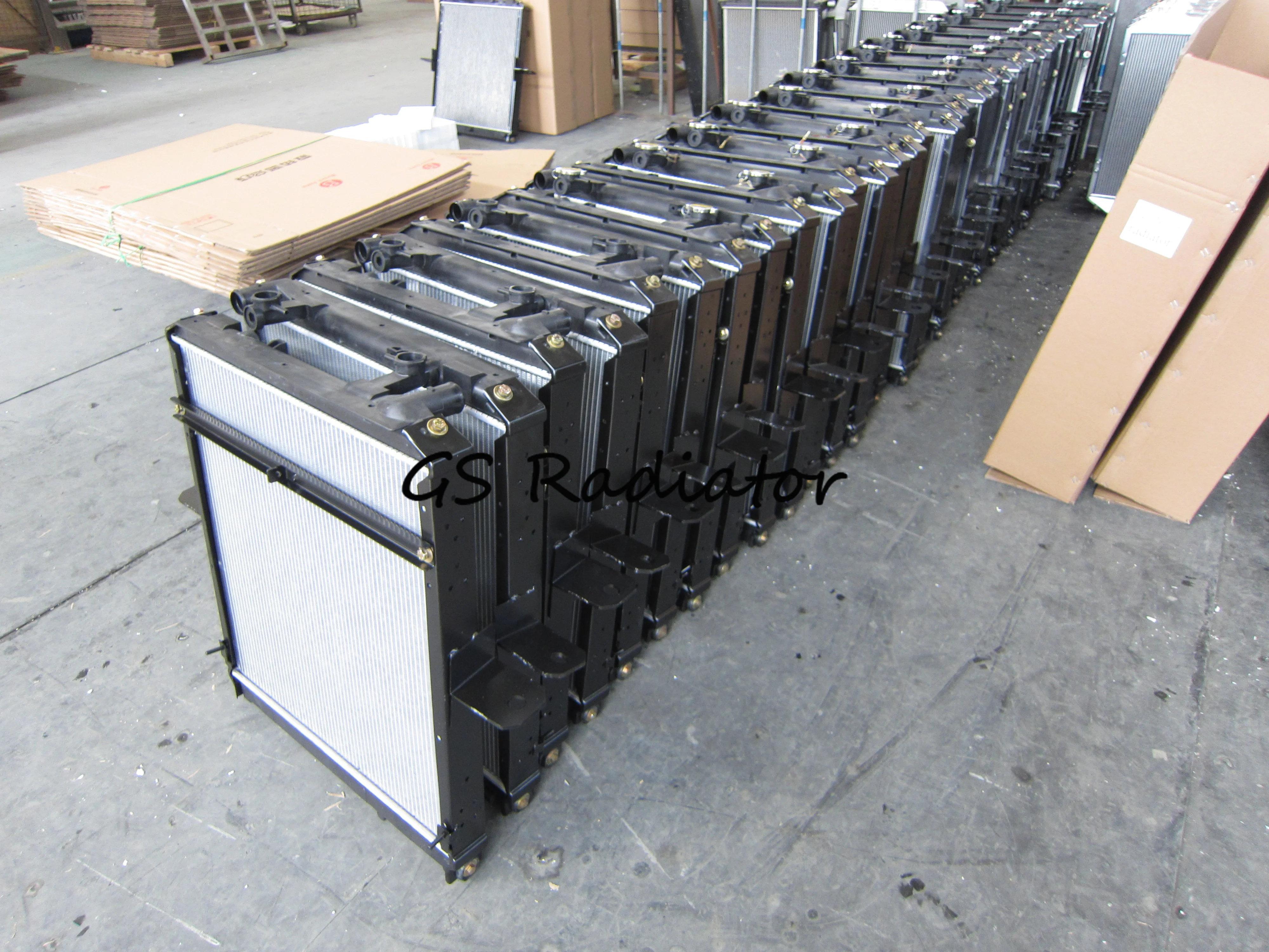 Universal Auto Parts - Efficient Engine Coolers for Trucks