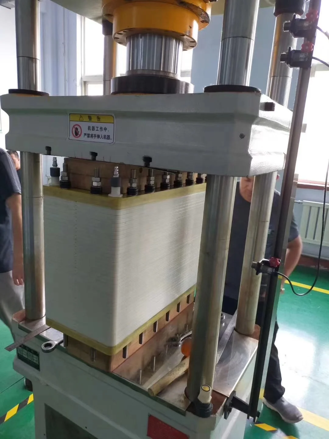 Vanadium Flow Battery Stack 24V 48V 2.5KW 5KW OEM Order