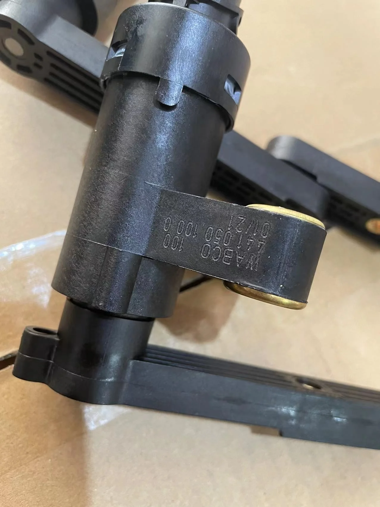 Original Wabco 4410501000 Distance Sensor Kamaz 5490 54901 6580 V-olvo ...