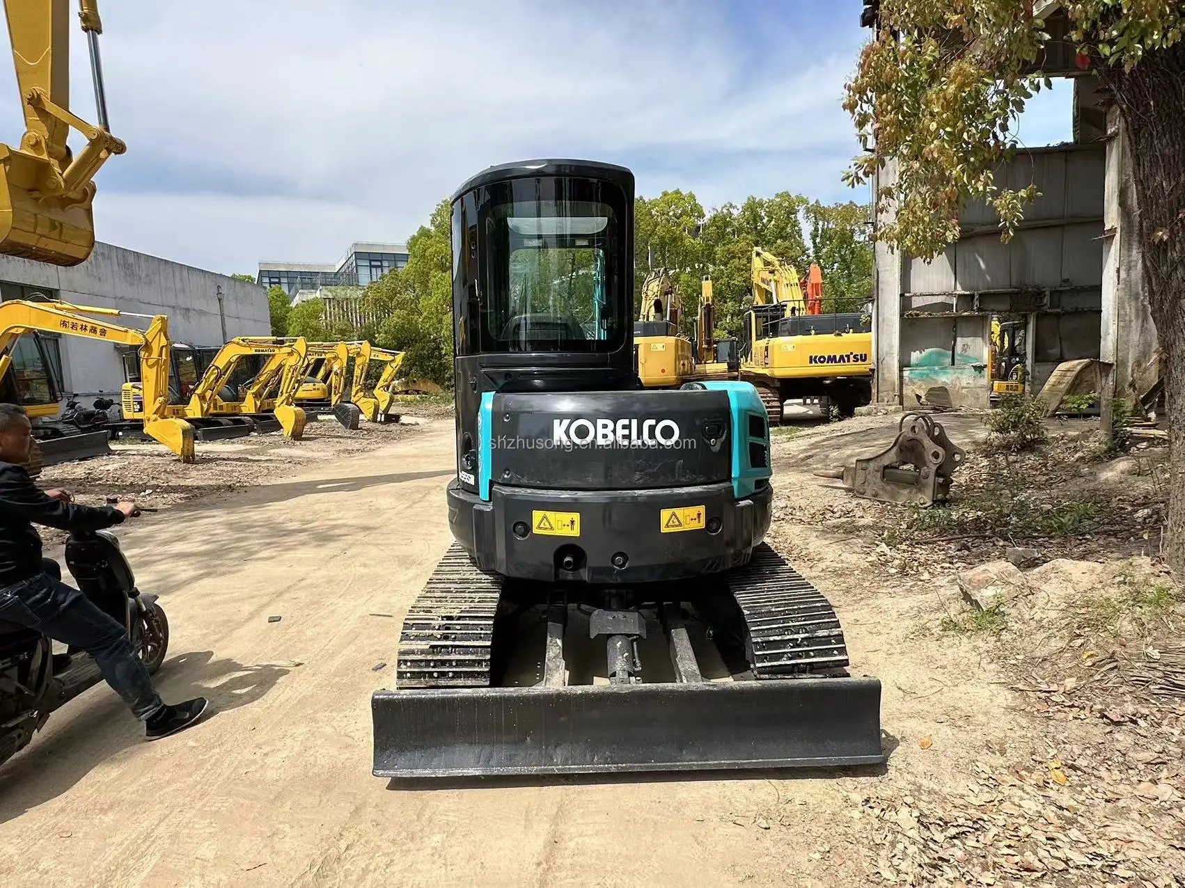 Japan Mini Excavators Used Kobelco 55sr 5.5tons Kobelco 60 Kobelco70 ...