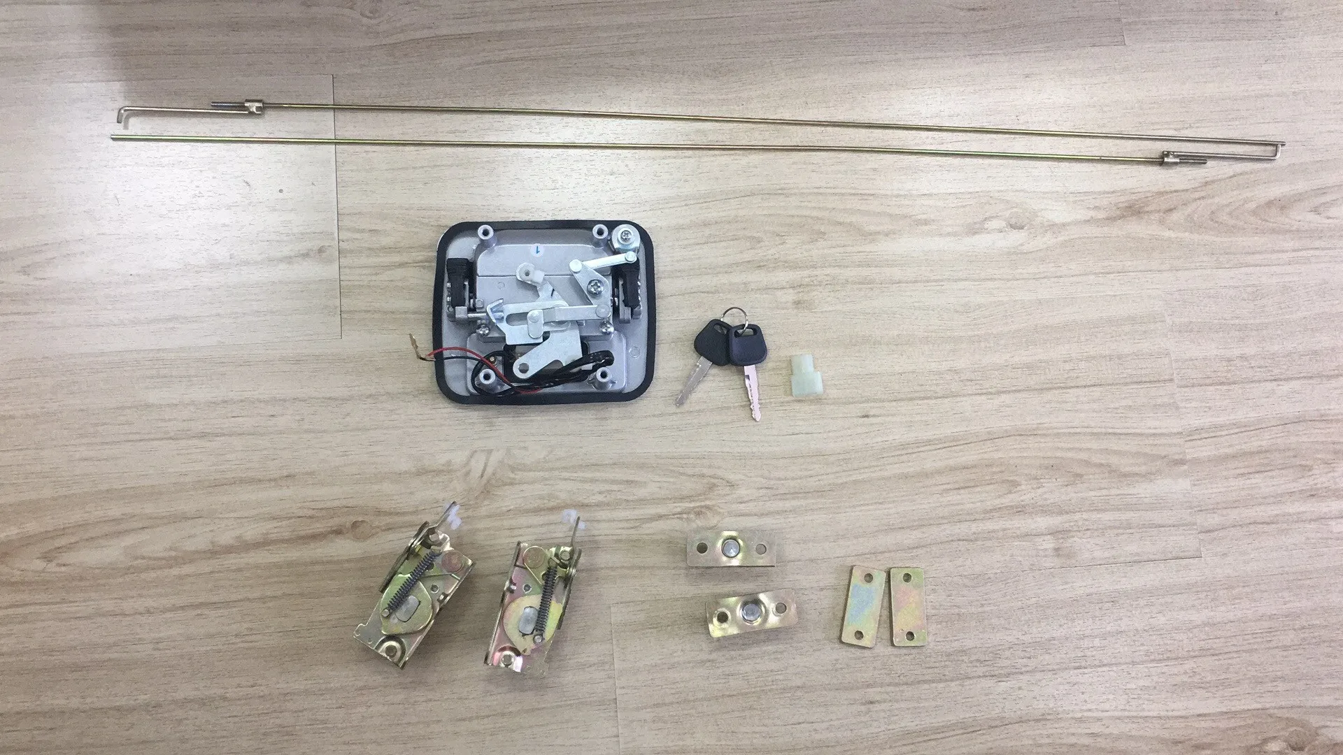 Bus Luggage Compartment Door Lock Handle Aluminum Alloy Hc-b-10024-2 ...