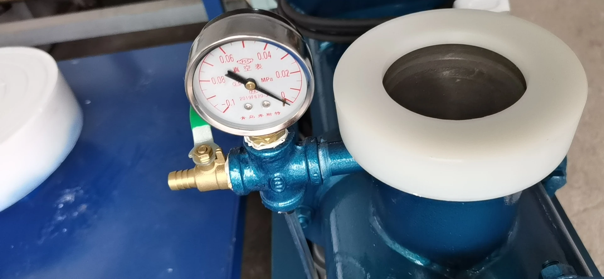 Ceramic Vacuum Mini Machine Small Size Pottery De Airing Pug Mill For ...