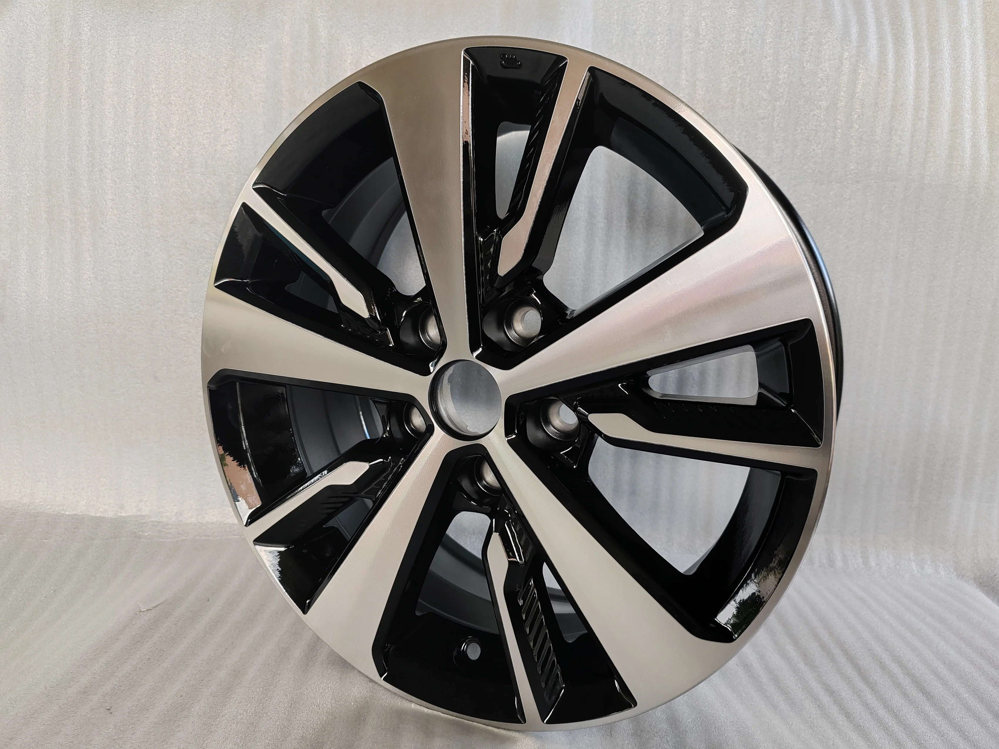 Casting Passenger Car Wheel Rims Aluminum Alloy R14/15/16/17/18/19/20 ...