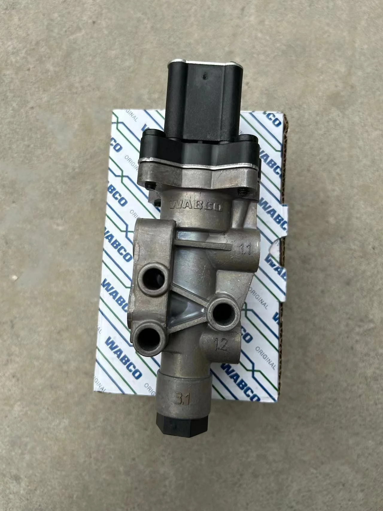 Wabco 4630840310提升轴控制阀kamaz 5490 54901 6580 V-olvo S-cania Daf欧洲卡车零件 ...