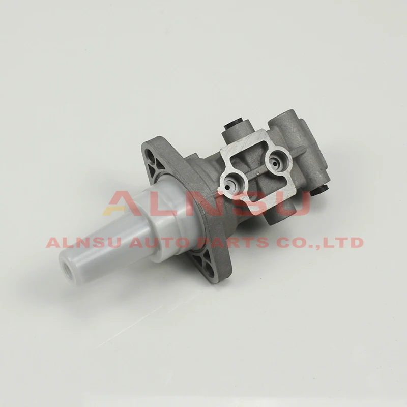 Brake Master Cylinder for TOYOTA Hiace KDH213 TRH2O3