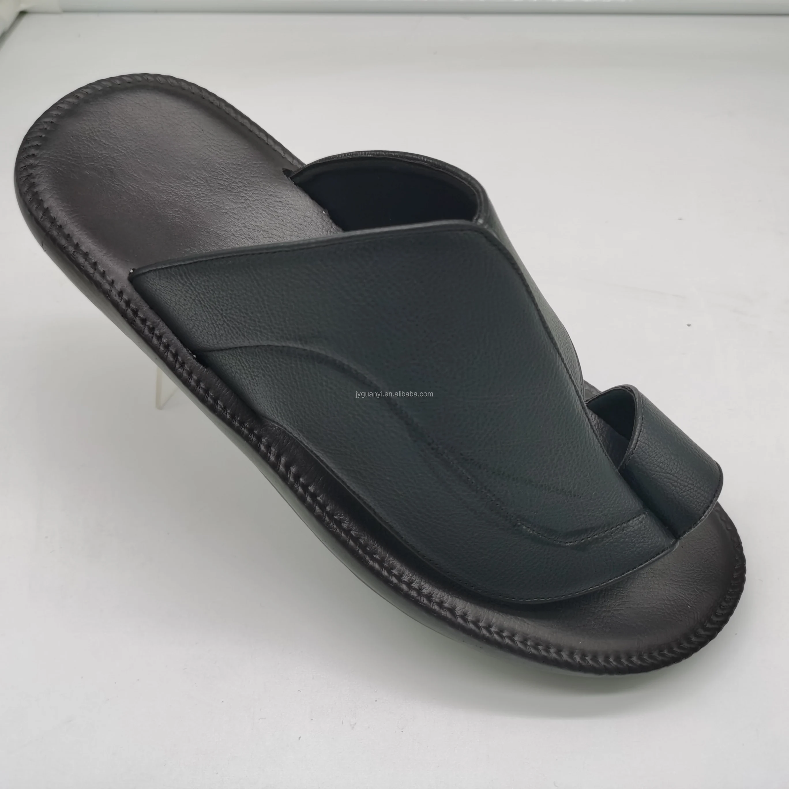 Arabic Chappals Men Pu Slippers Flip-flop Saudi Arabic Sandals And ...
