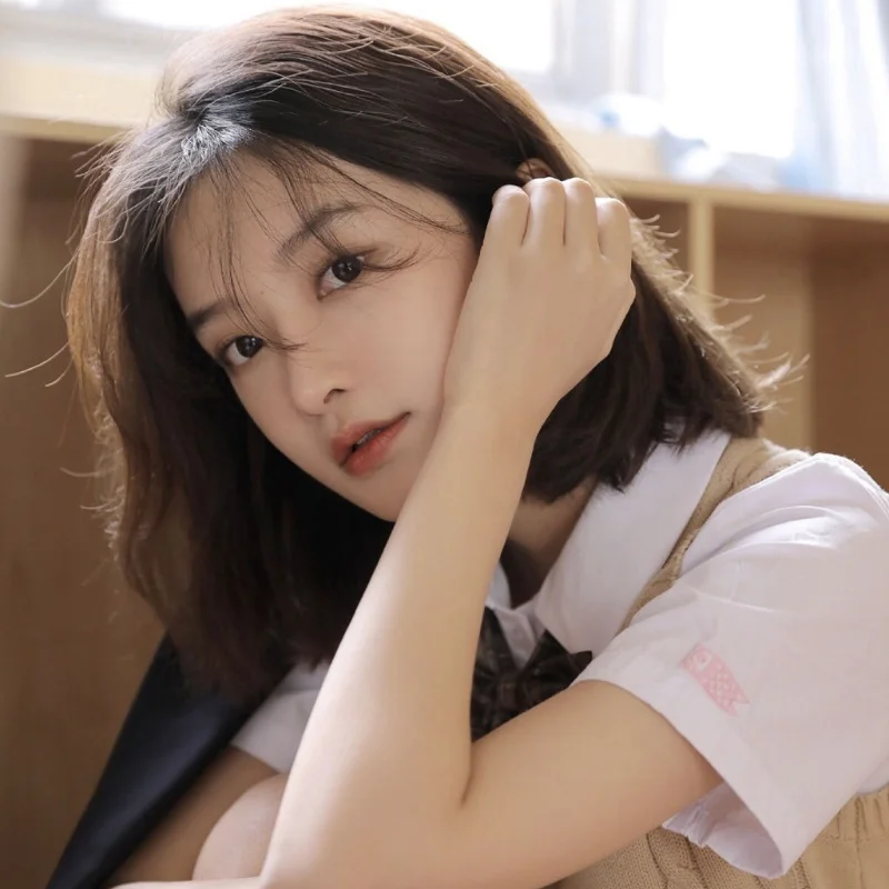 Game Box 5 - 4K Gaming Console with 30000 Games for PSP/PS1