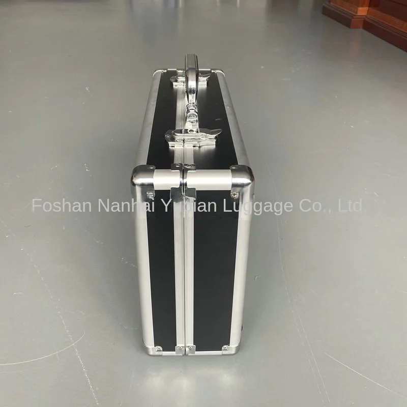 Multi-Functional Large Aluminum Alloy Sample Box Luxury Style ...