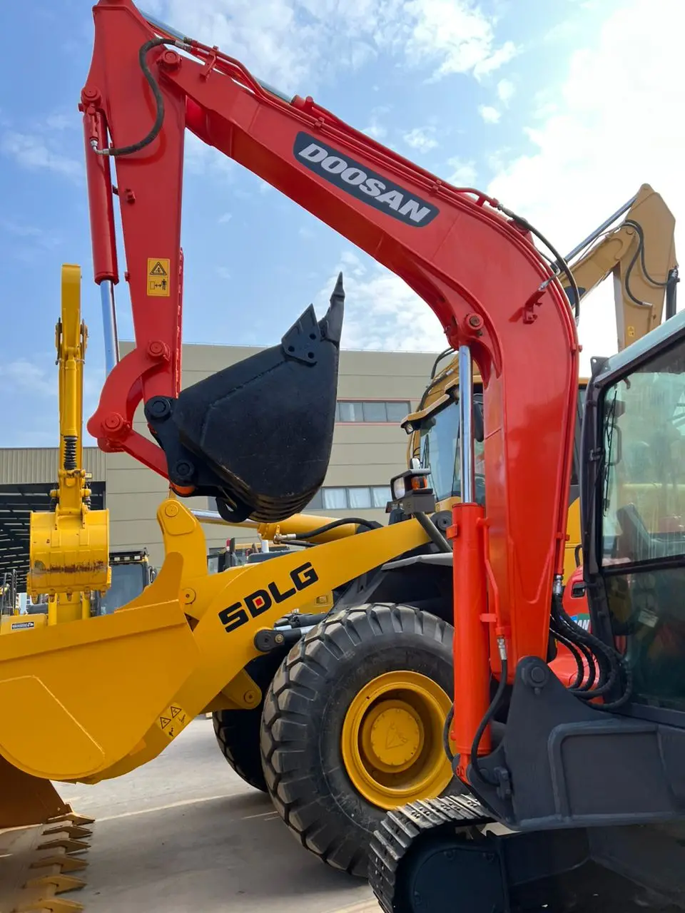 Used Excavator Doosan Dx55 Excavator Crawler Dx55-9c Mini 5t 6t Digger ...