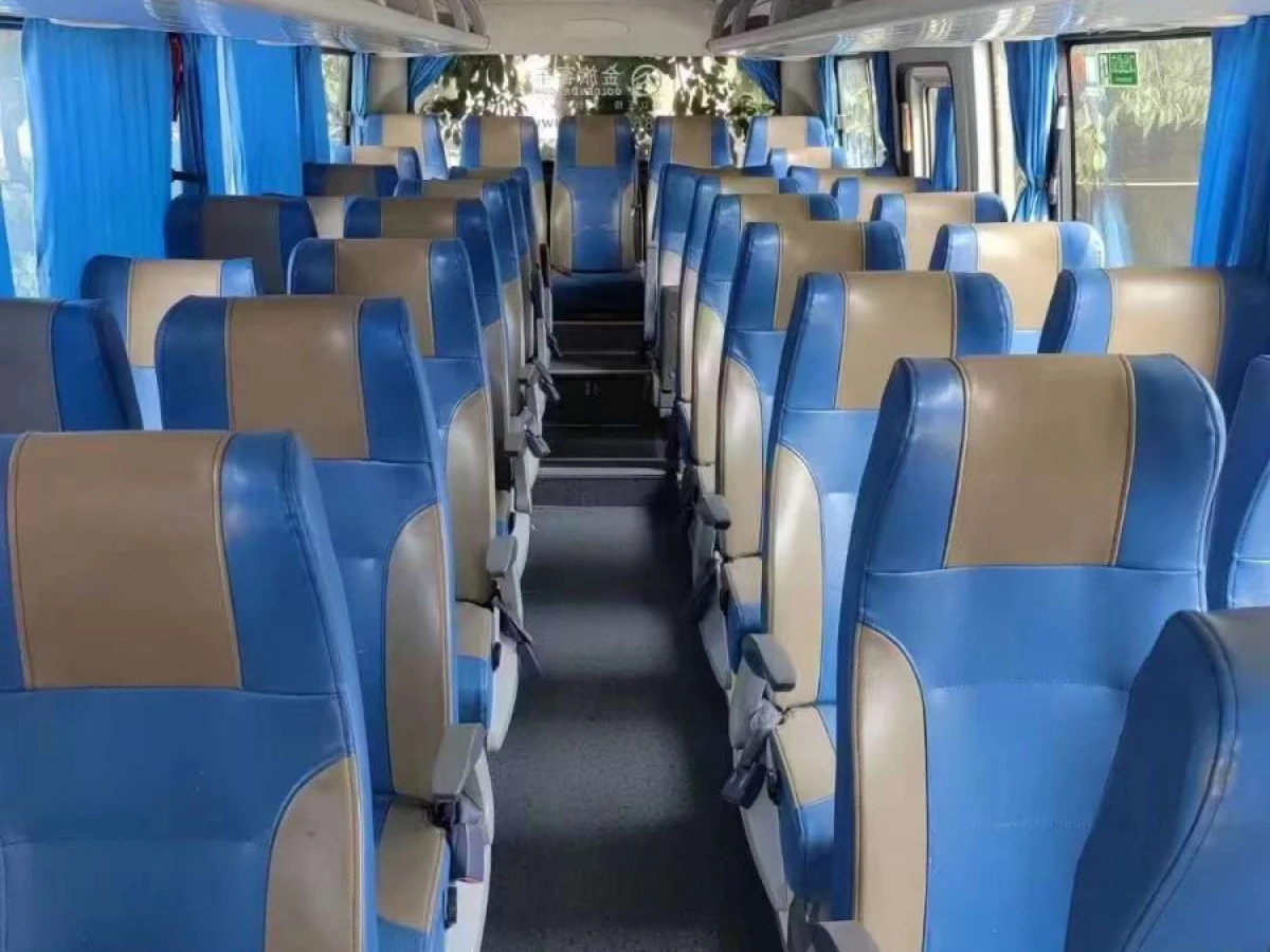 Used Diesel Golden Dragon Coach Bus Lhd/rhd 38 Seaters Buses Diesel ...