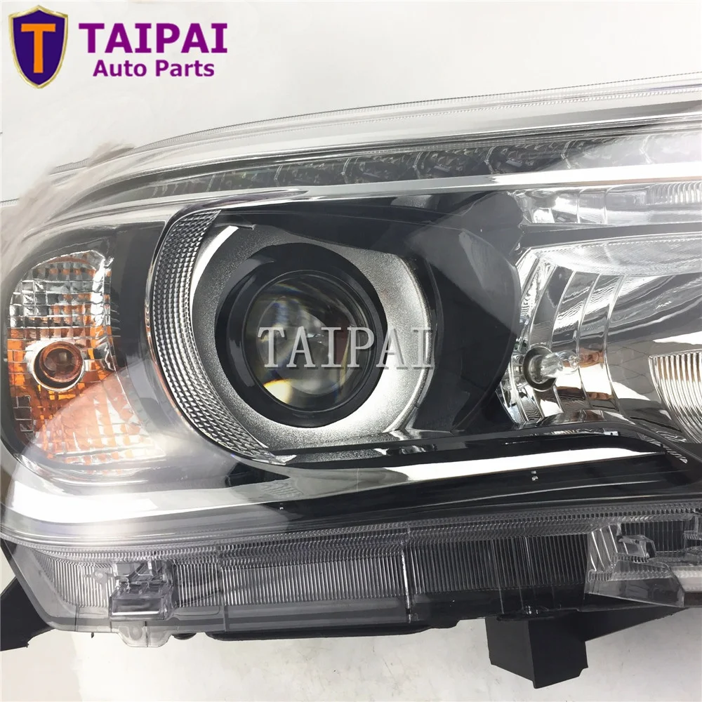 81150-0k720lh 81110-0k720rh Head Lamp For Toyota Hilux 2018 - Buy Head ...
