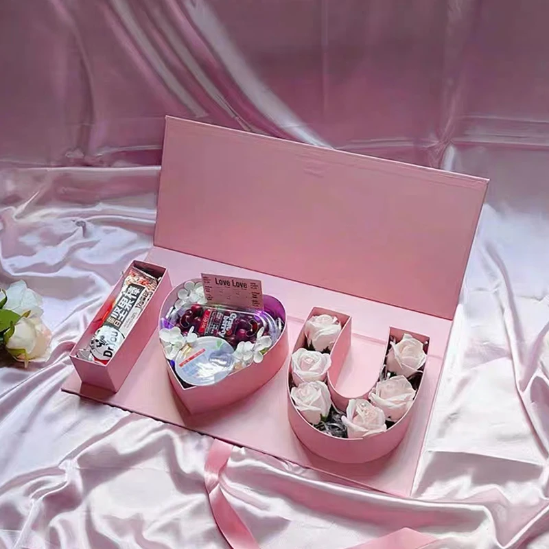 Customizable Valentine's Day Gift Boxes - Creative & Recyclable