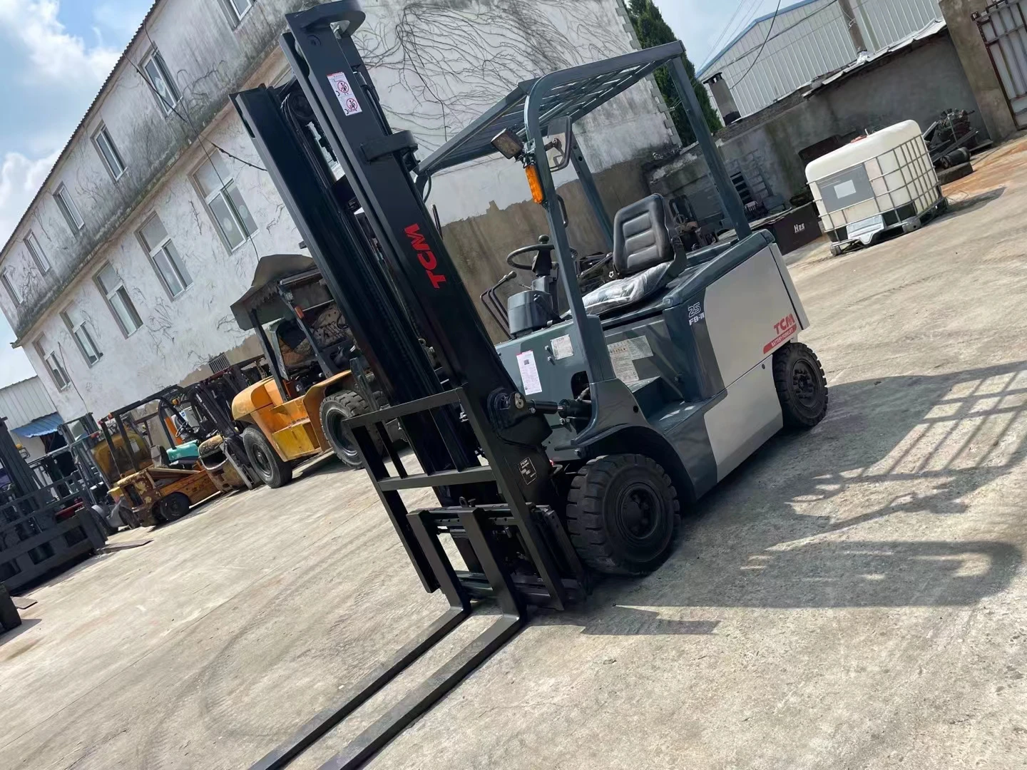 Japan Forklift Diesel TCM Forklift 2.5 Tons - High Quality