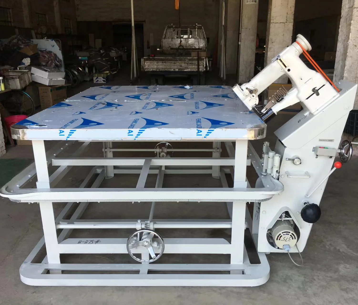 Automatic Mattress Edge Wrapping Sewing Machine - 15 Units/h