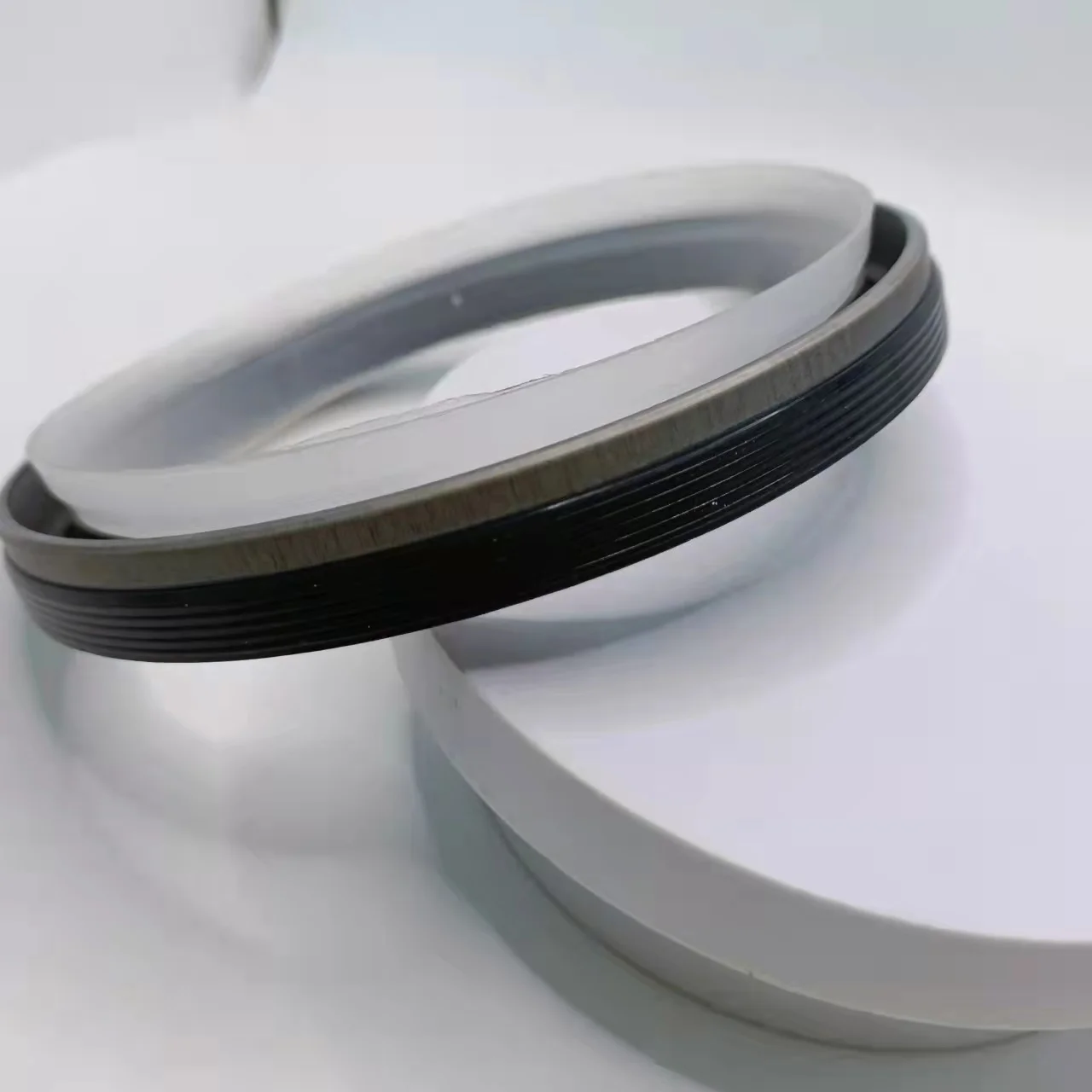 Diesel Parts Crankshaft Rear Oil Seal 3933262 - Buy 3933262,Oil Seal ...