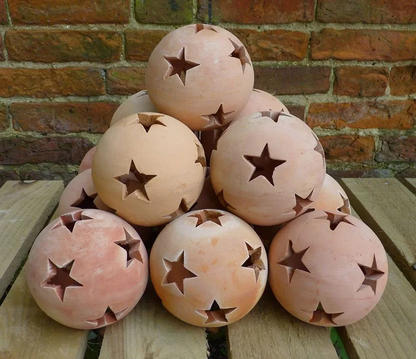 Decorative Star Pierced Terracotta Garden Ball - Classic Clay Planter ...