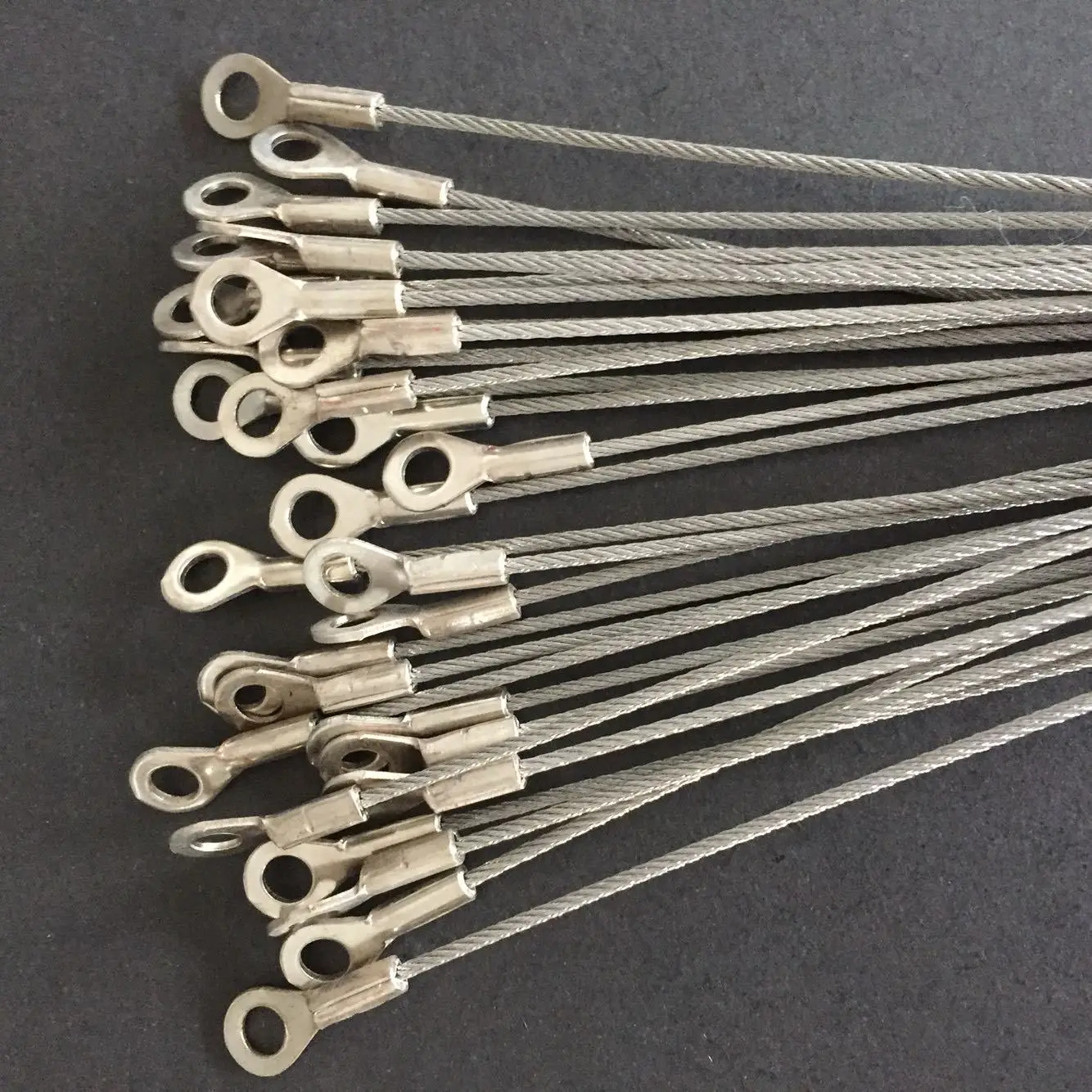 Stainless Steel Looping Wire Safety Hanging Kit for Lamp