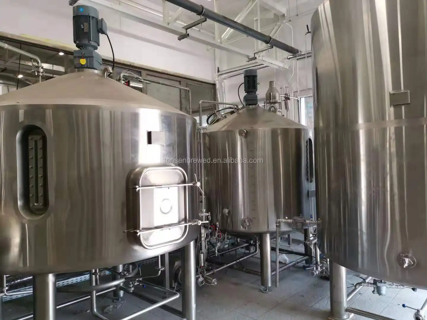 Stainless Steel SS304 Vertical Water Tank - Liquid & Milk Storage