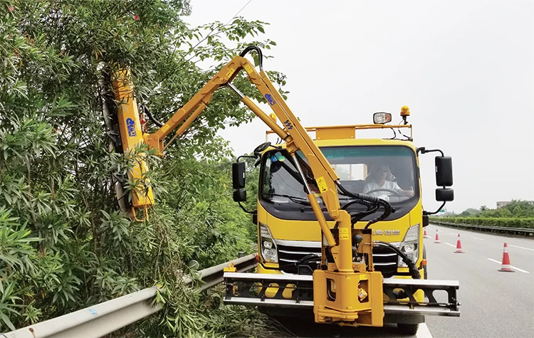 Xcmg Multi-functional Road Green Integrated Maintenance Vehicle Im500a ...