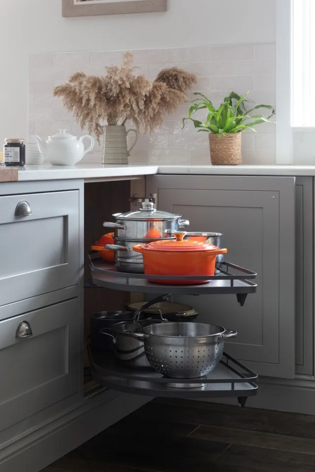 High End Curved Modern Shaker Kitchen Design With Gary Kitchen Cabinet ...